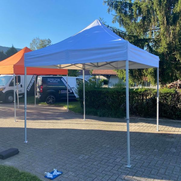 Tonnelle pliante professionnelle 3x3m