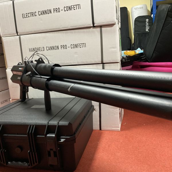 Gun de tir MAGIC FX à confettis avec pointeur laser rouge