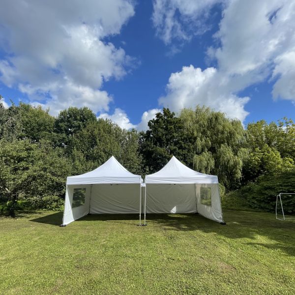 Tonnelle pliante professionnelle 4x4m
